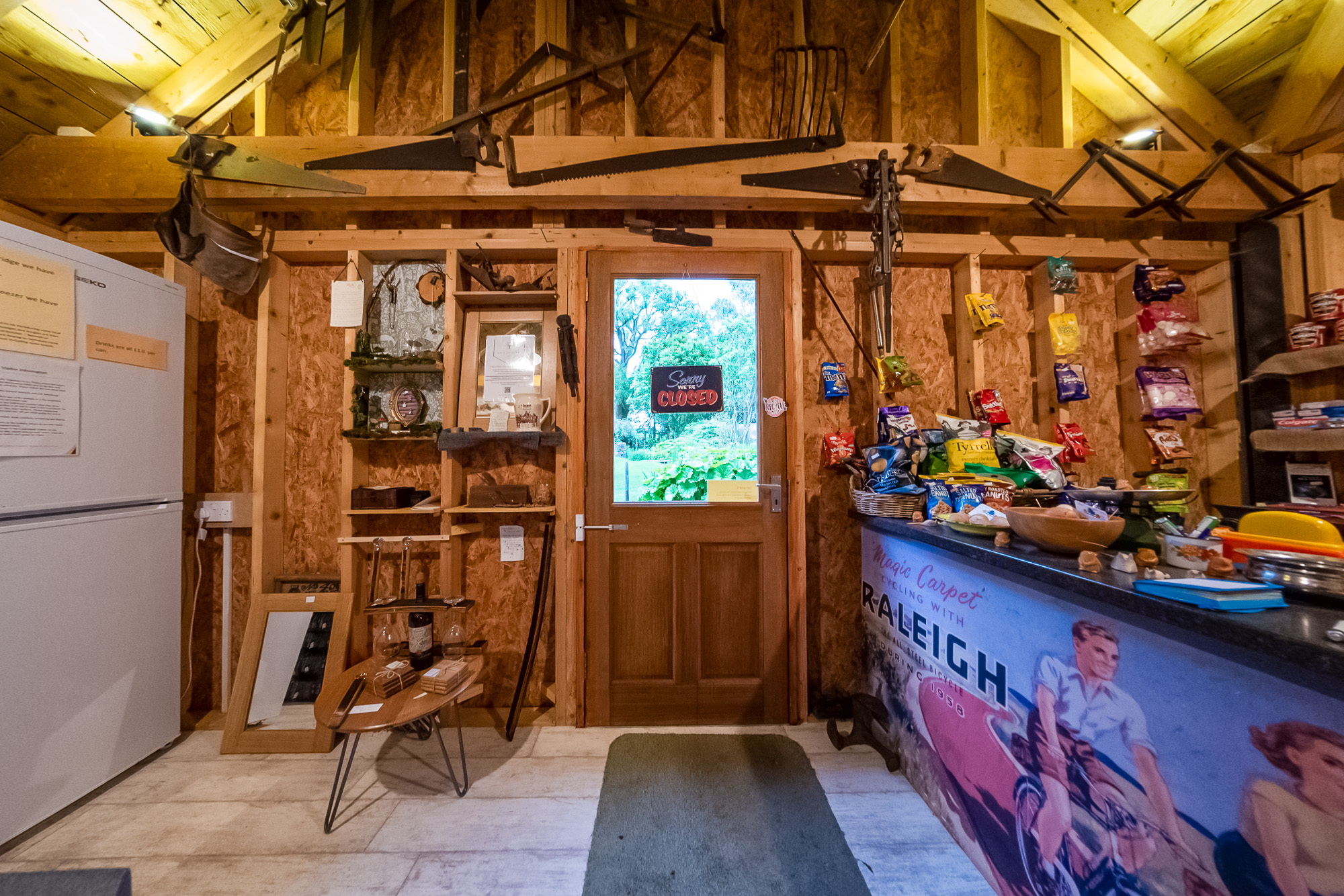 Wash Howf & Wee Shop - Luxury Glamping in Perthshire